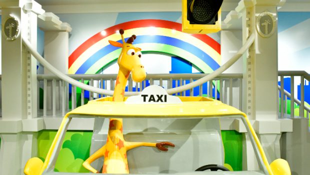 Kidscreen » Archive » A live-action Toys “R” Us film is in the works at ...